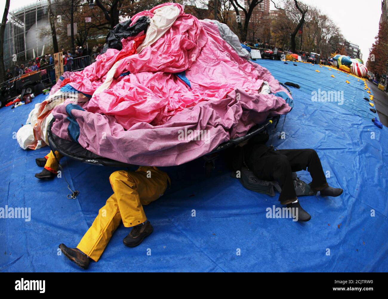 Energizer bunny balloon hi-res stock photography and images - Alamy