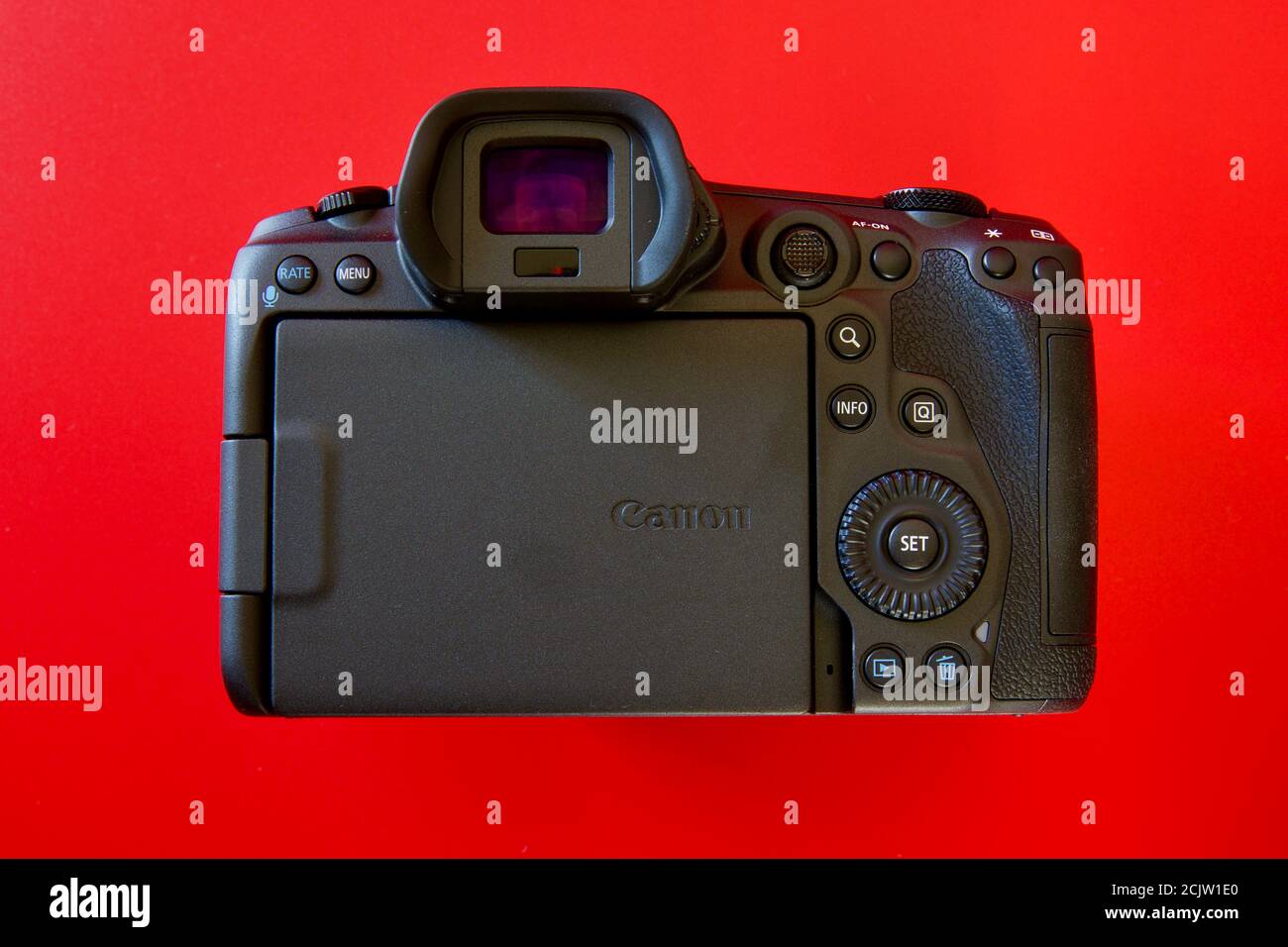 Canon EOS R5 Digital Camera Stock Photo - Alamy