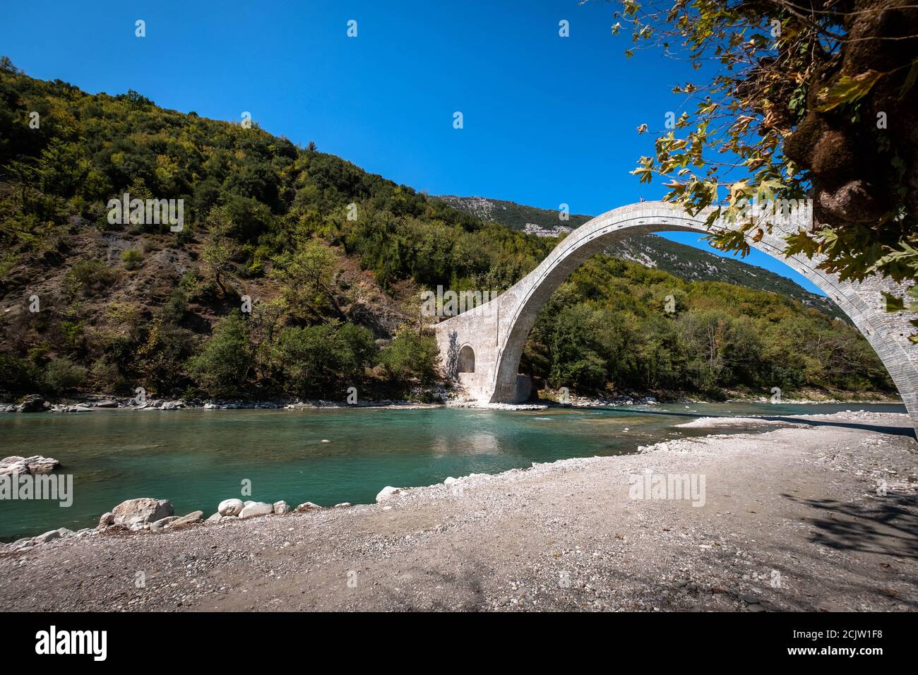 Plaka Bridge, the bridge was the starting point for rafting and ...