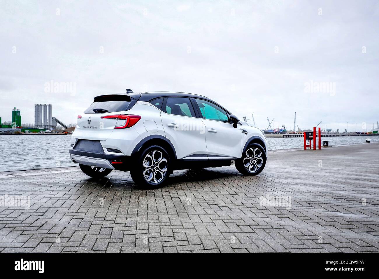 White model 2020 Renault Capture made for every lifestyle Stock Photo ...