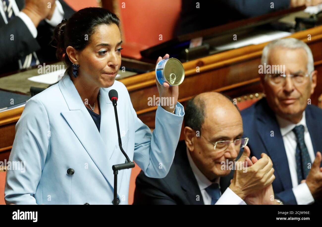 Ronzulli licia hi-res stock photography and images - Alamy