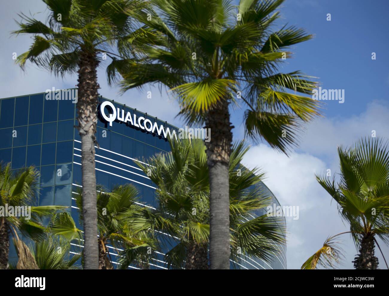 Nxp logo hi-res stock photography and images - Alamy