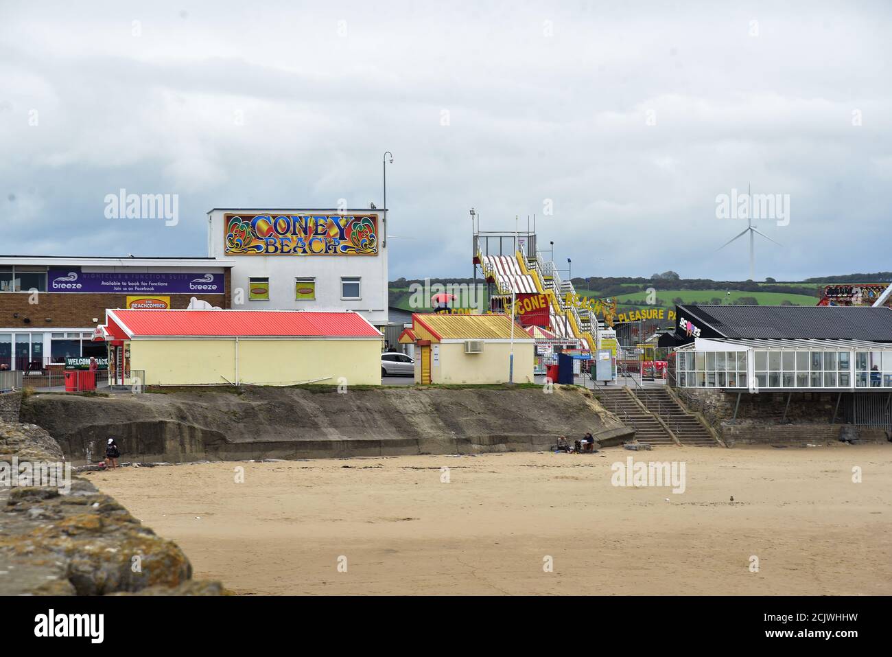 Porthcawl funfair summer hi-res stock photography and images - Alamy