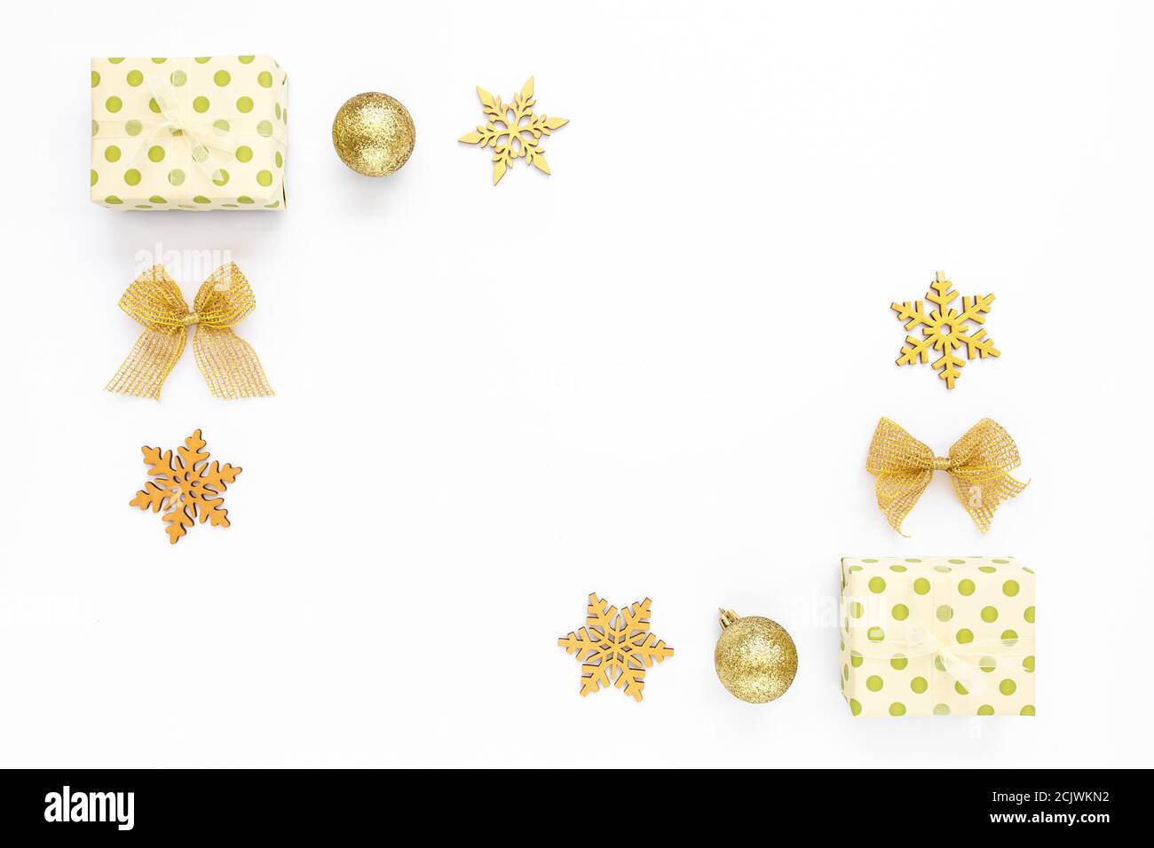 Gold snowflakes frame snow Cut Out Stock Images & Pictures - Alamy