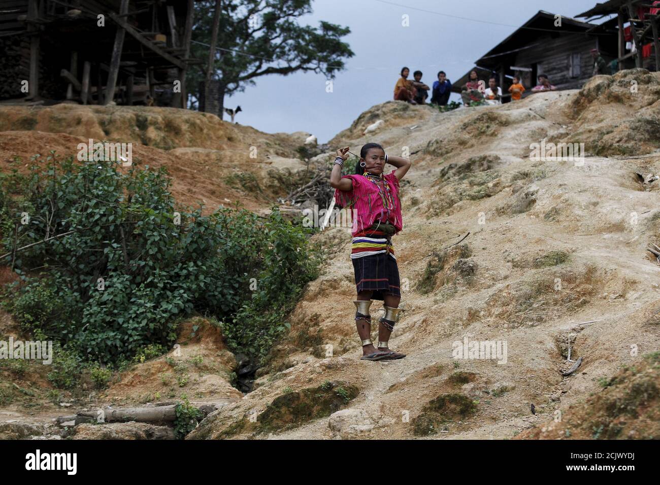 Kayaw hi-res stock photography and images - Alamy