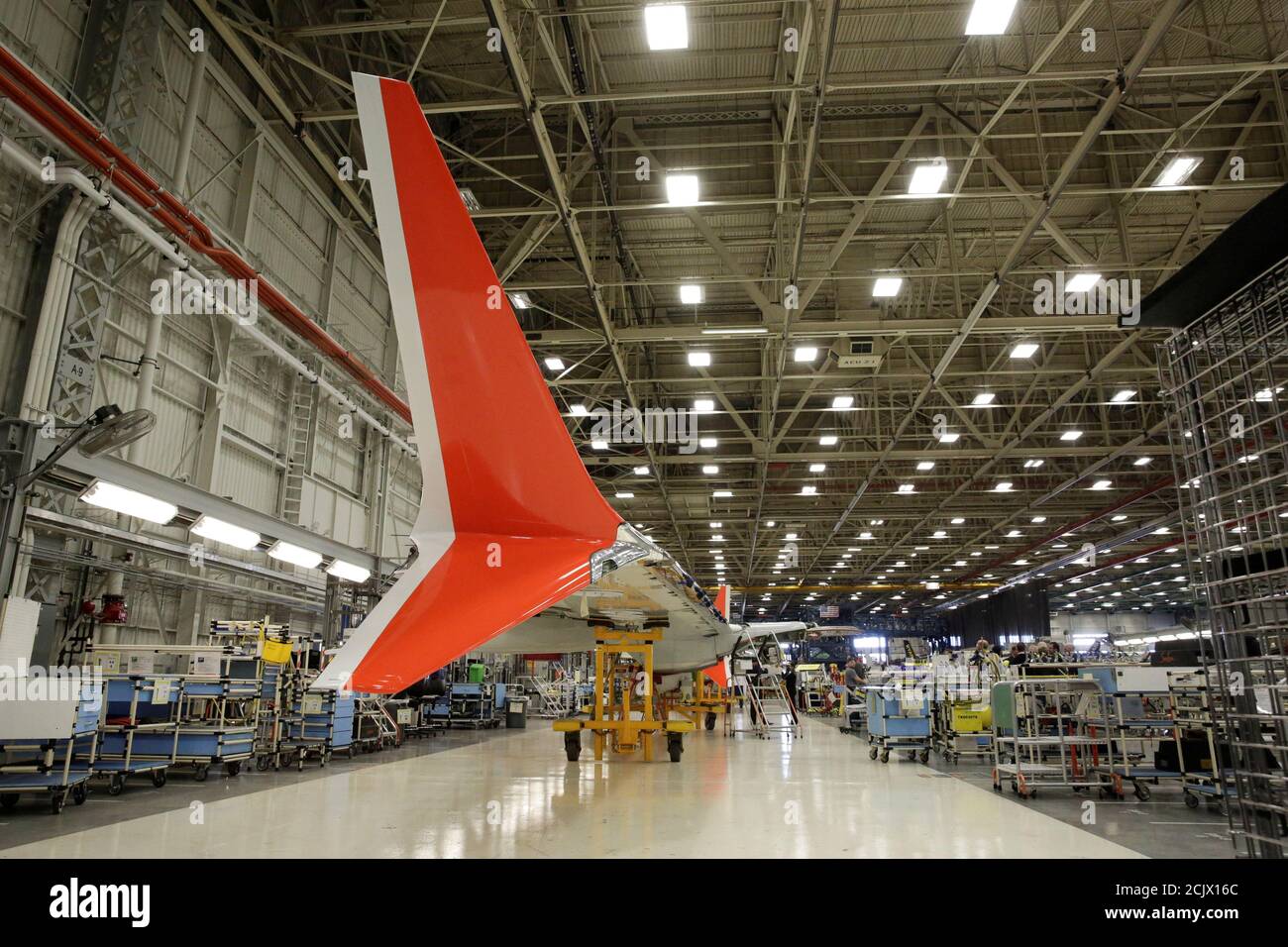 Boeing 737 factory hi-res stock photography and images - Alamy
