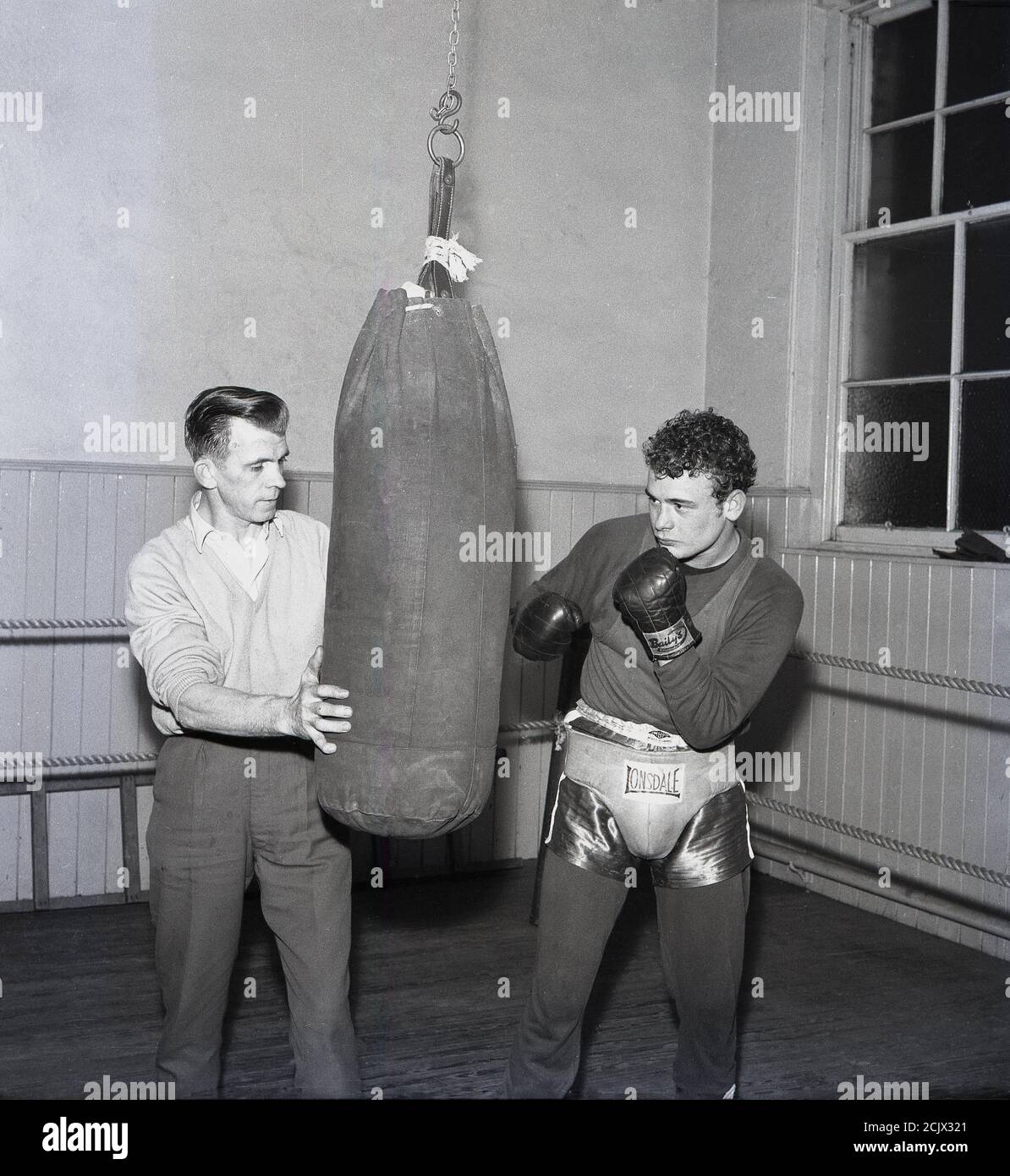 Youth club 1960s hi-res stock photography and images - Alamy