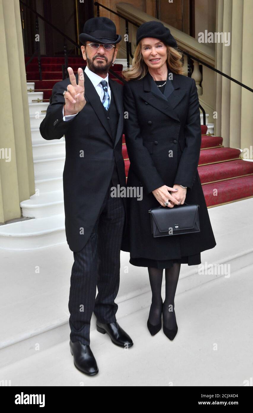 Ringo starr arrives with his wife barbara hi-res stock photography and ...