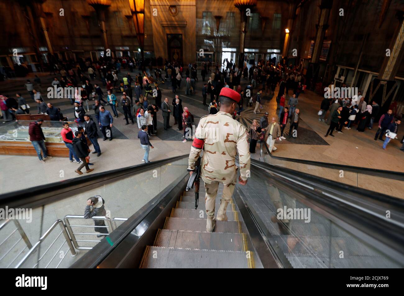 Escalator accidents hi-res stock photography and images - Alamy
