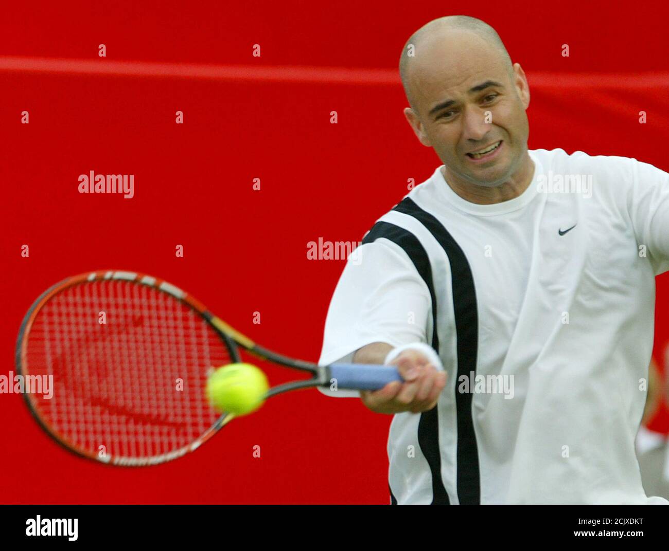 Andre agassi stella artois hi-res stock photography and images - Alamy