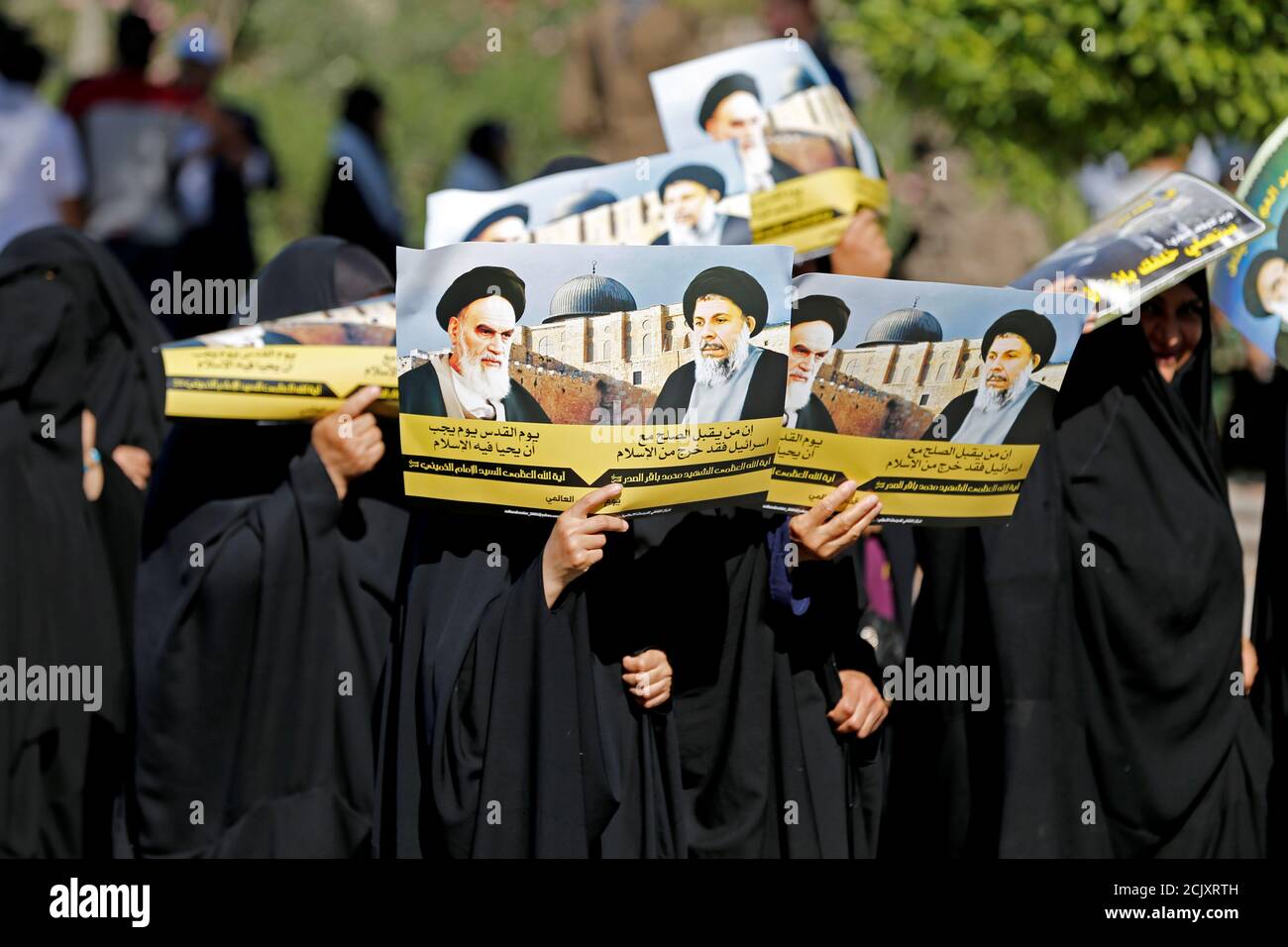 Annual muslim day parade women hi-res stock photography and images - Alamy