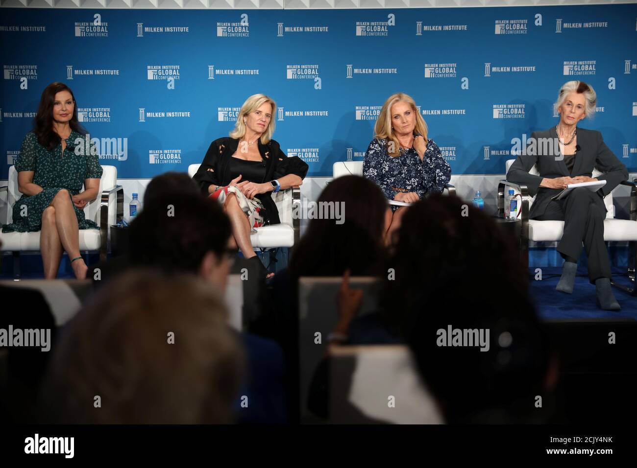 Robert mackinnon hi-res stock photography and images - Alamy