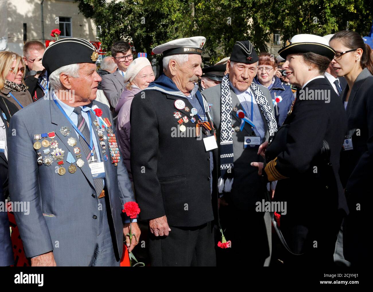 Convoys during ww2 hi-res stock photography and images - Alamy