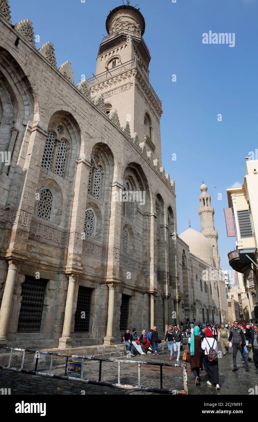 Al moez mosques hi-res stock photography and images - Alamy