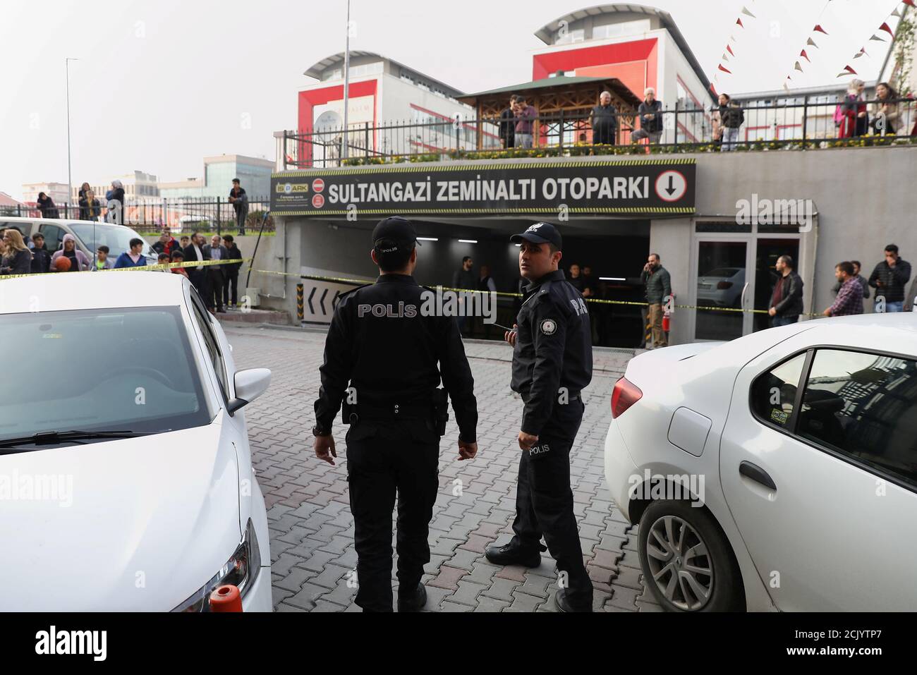 Saudi police car hi-res stock photography and images - Alamy