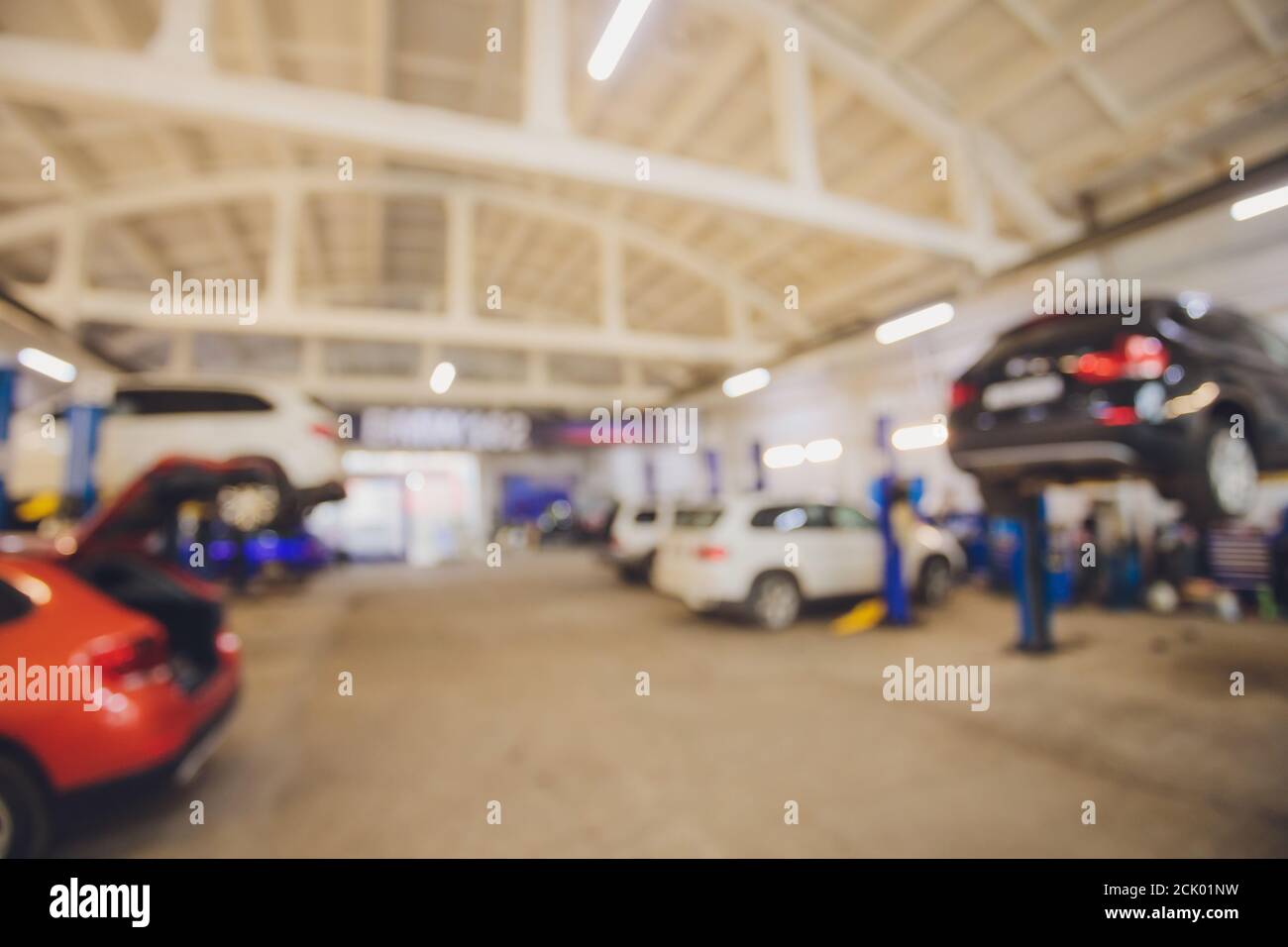 Auto body shop car copy space hi-res stock photography and images - Alamy