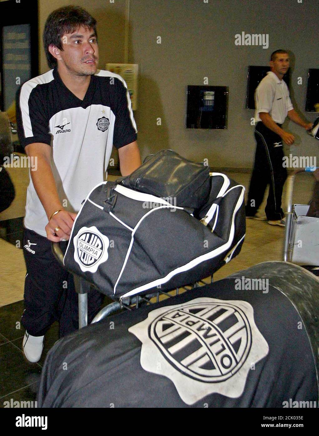 Julio enciso soccer hi-res stock photography and images - Alamy