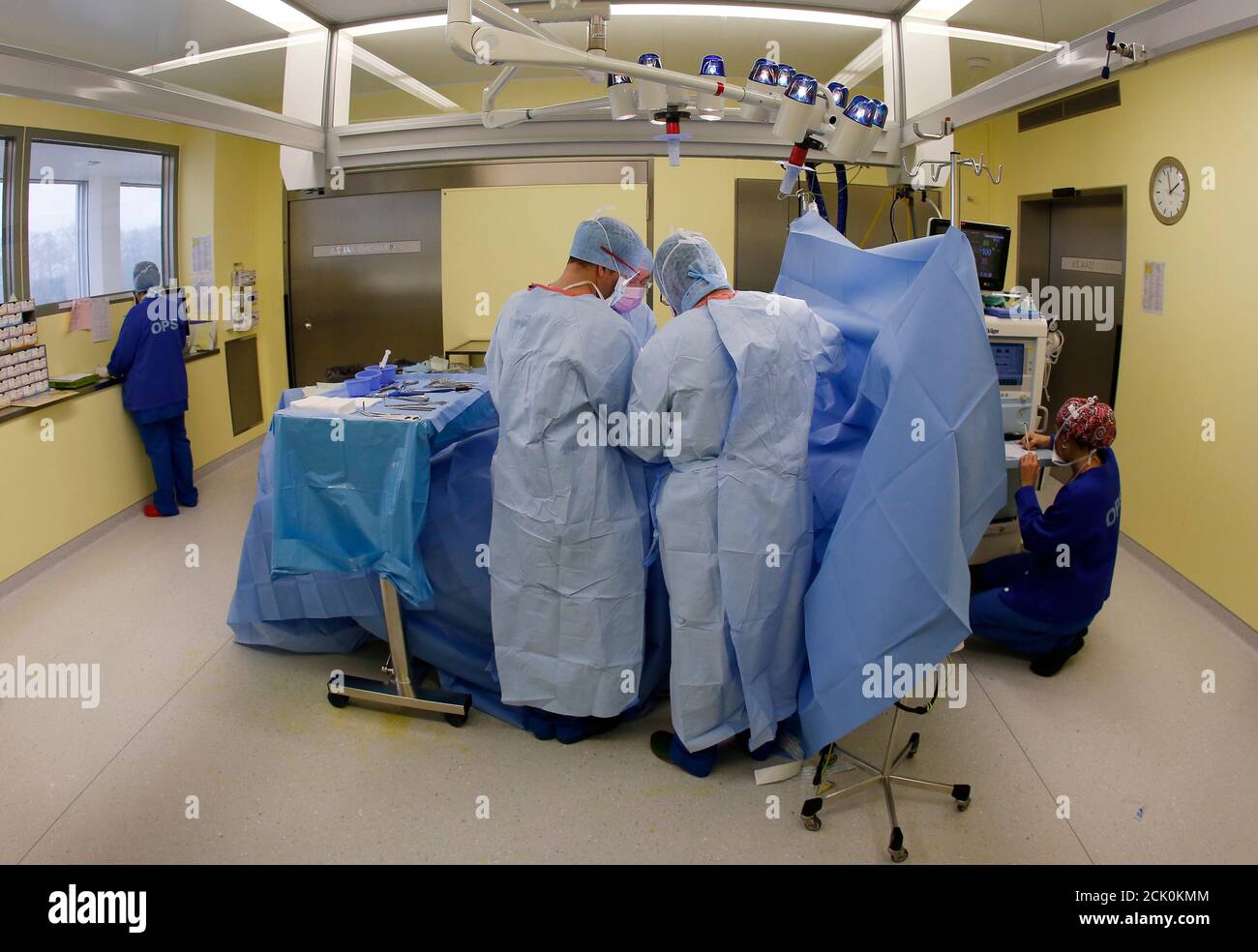 Operation hospital switzerland hi-res stock photography and images - Alamy