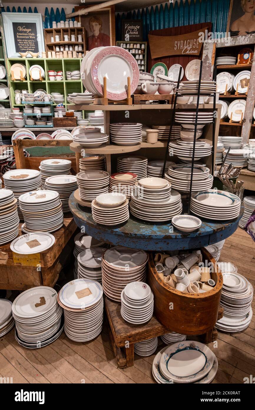 Fishs Eddy Logo Fishs Eddy — Anna Osgoodby Life + Biz | Seattle