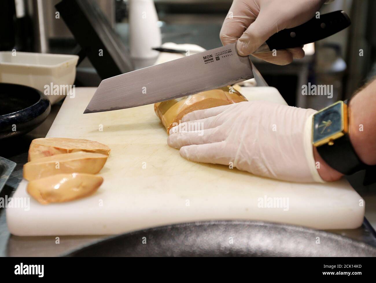 Gavage force feeding foie gras hi-res stock photography and images - Alamy
