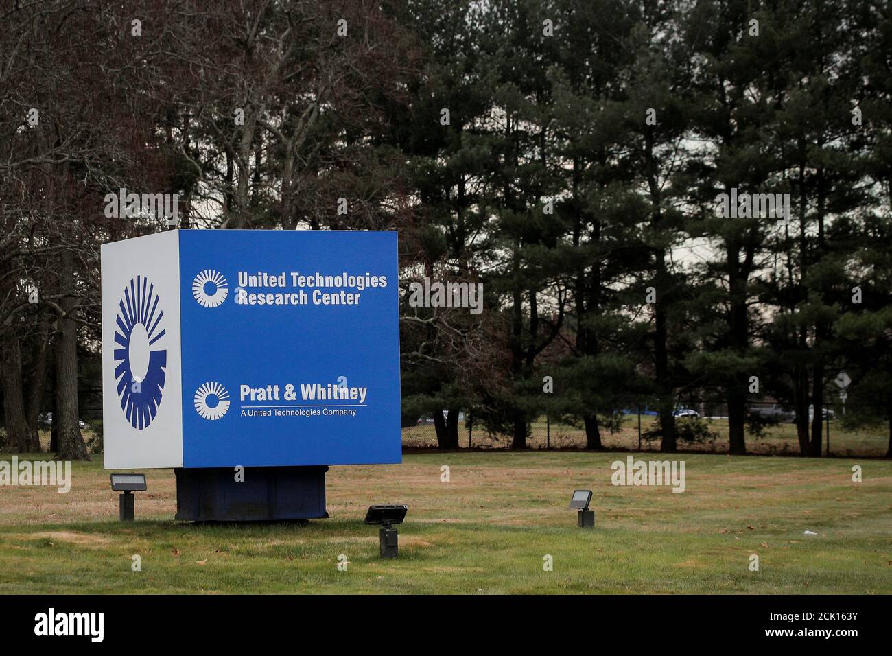 Pratt and whitney sign hi-res stock photography and images - Alamy