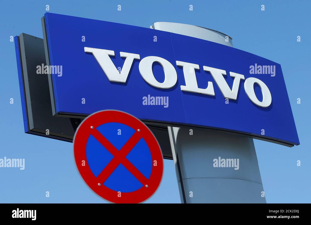 Volvo Sign Dealership Logo High Resolution Stock Photography and Images ...