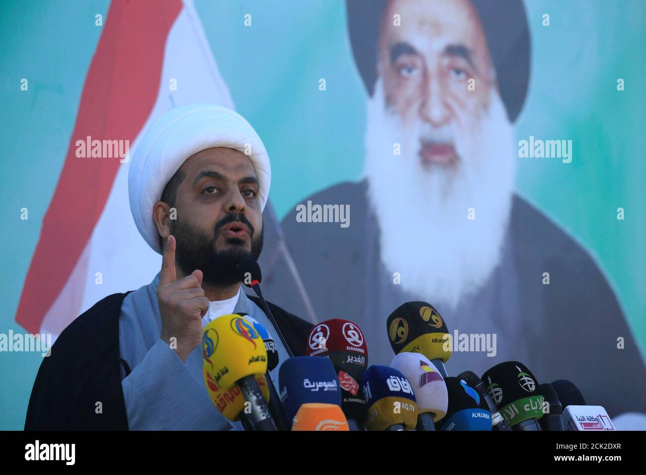 Al salam cemetery hi-res stock photography and images - Alamy