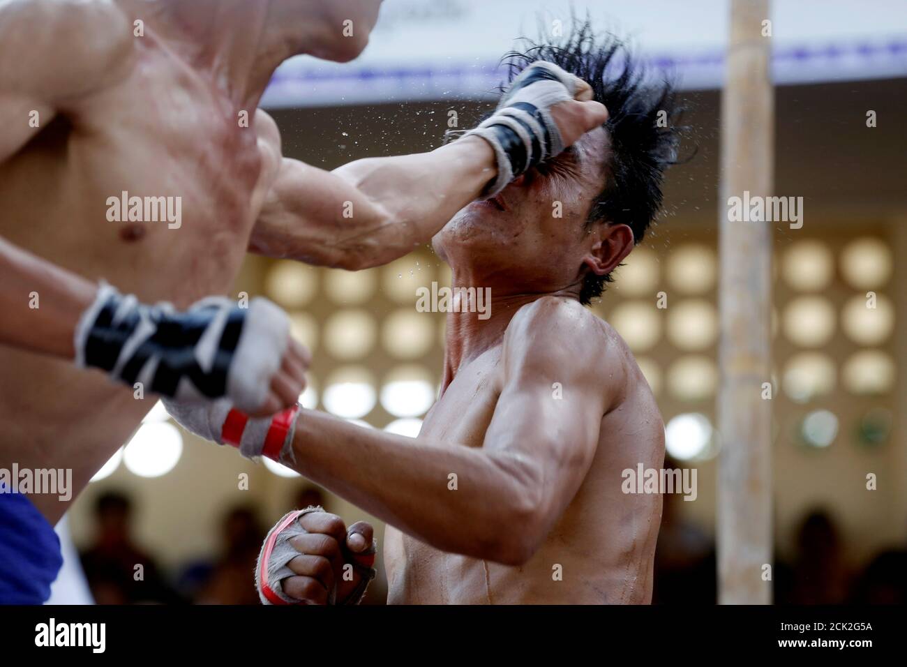 Traditional boxing hi-res stock photography and images - Alamy