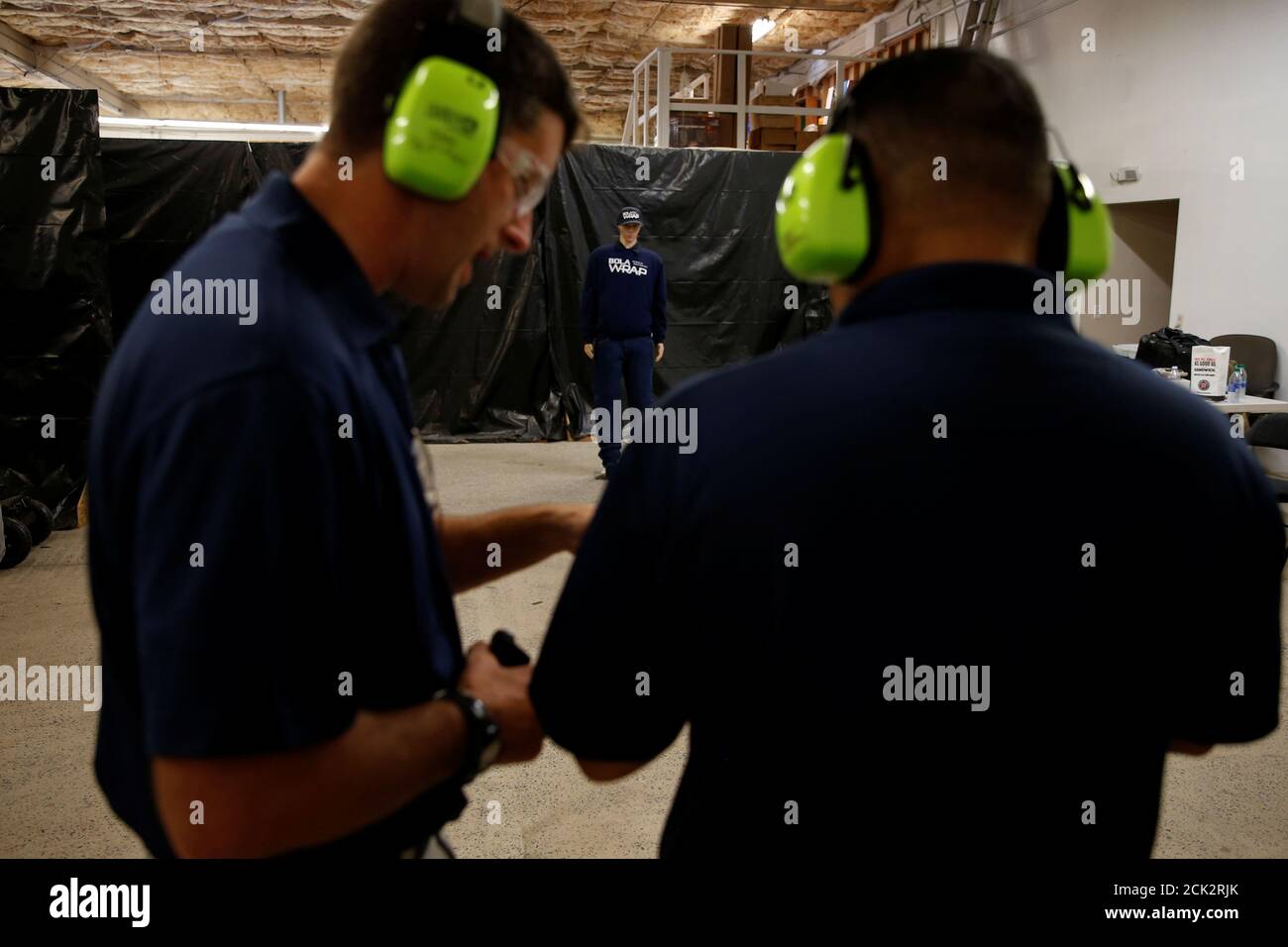 Officers non lethal weapon High Resolution Stock Photography and Images ...