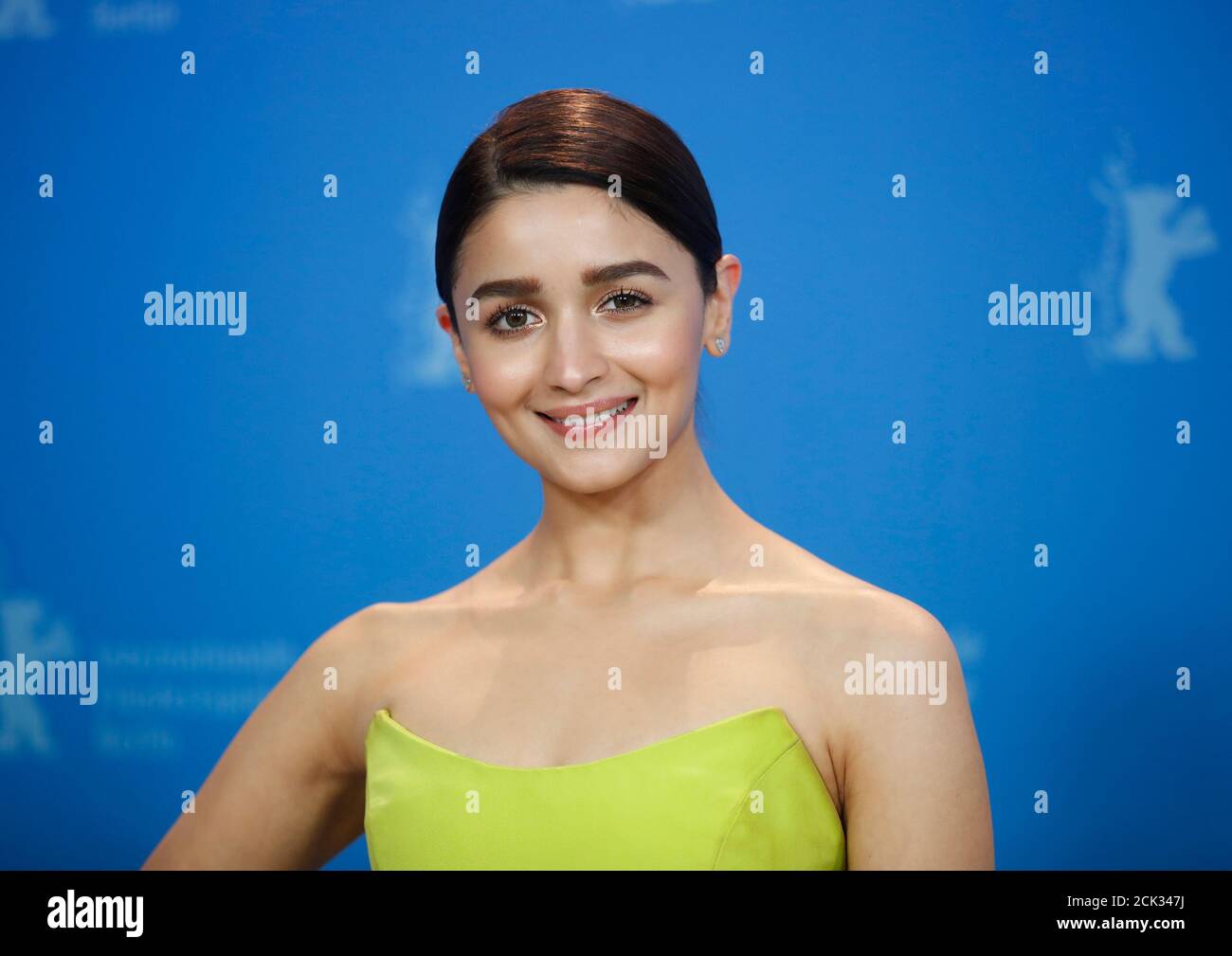 Actress alia bhatt poses hi-res stock photography and images - Alamy