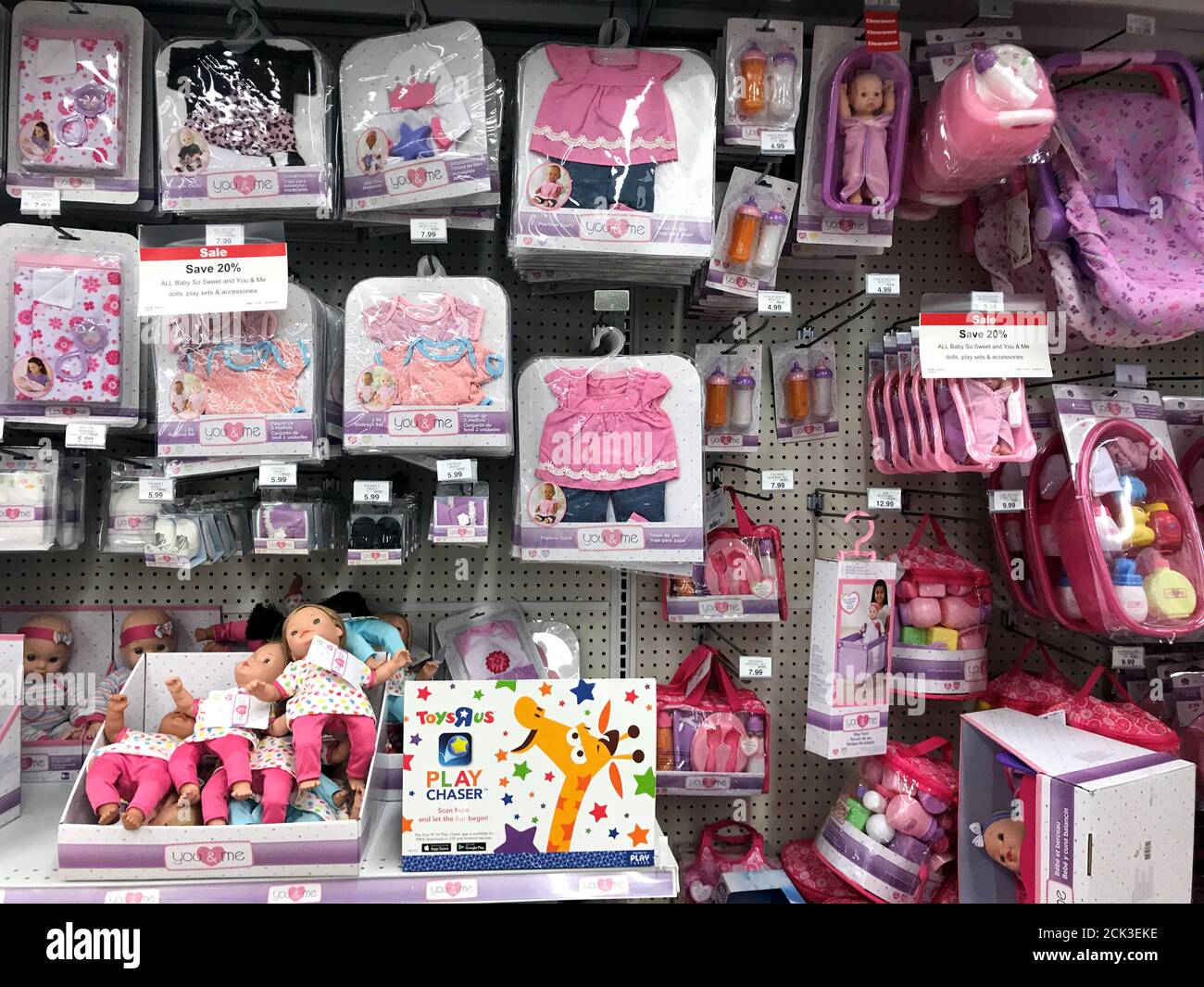 Inside Toys R Us High Resolution Stock Photography and Images - Alamy