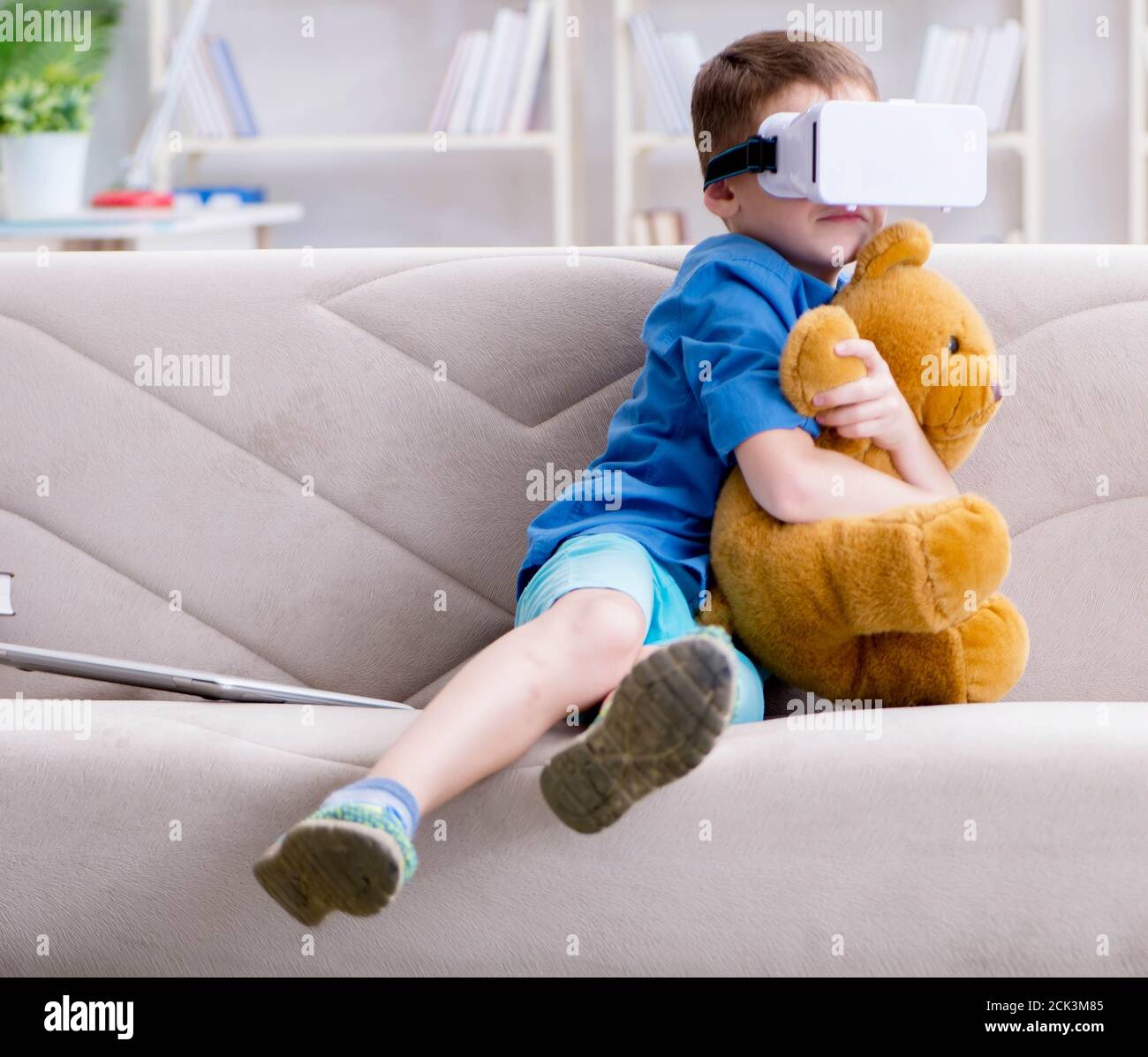 The young little boy with vr virtual reality glasses Stock Photo - Alamy