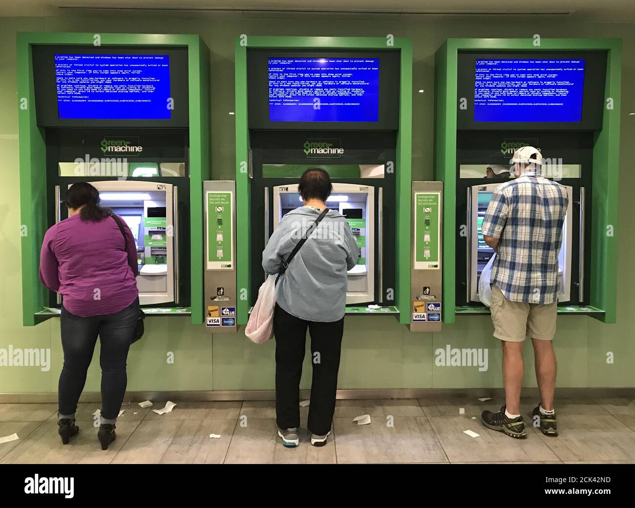 Canada bank computer hi-res stock photography and images - Alamy