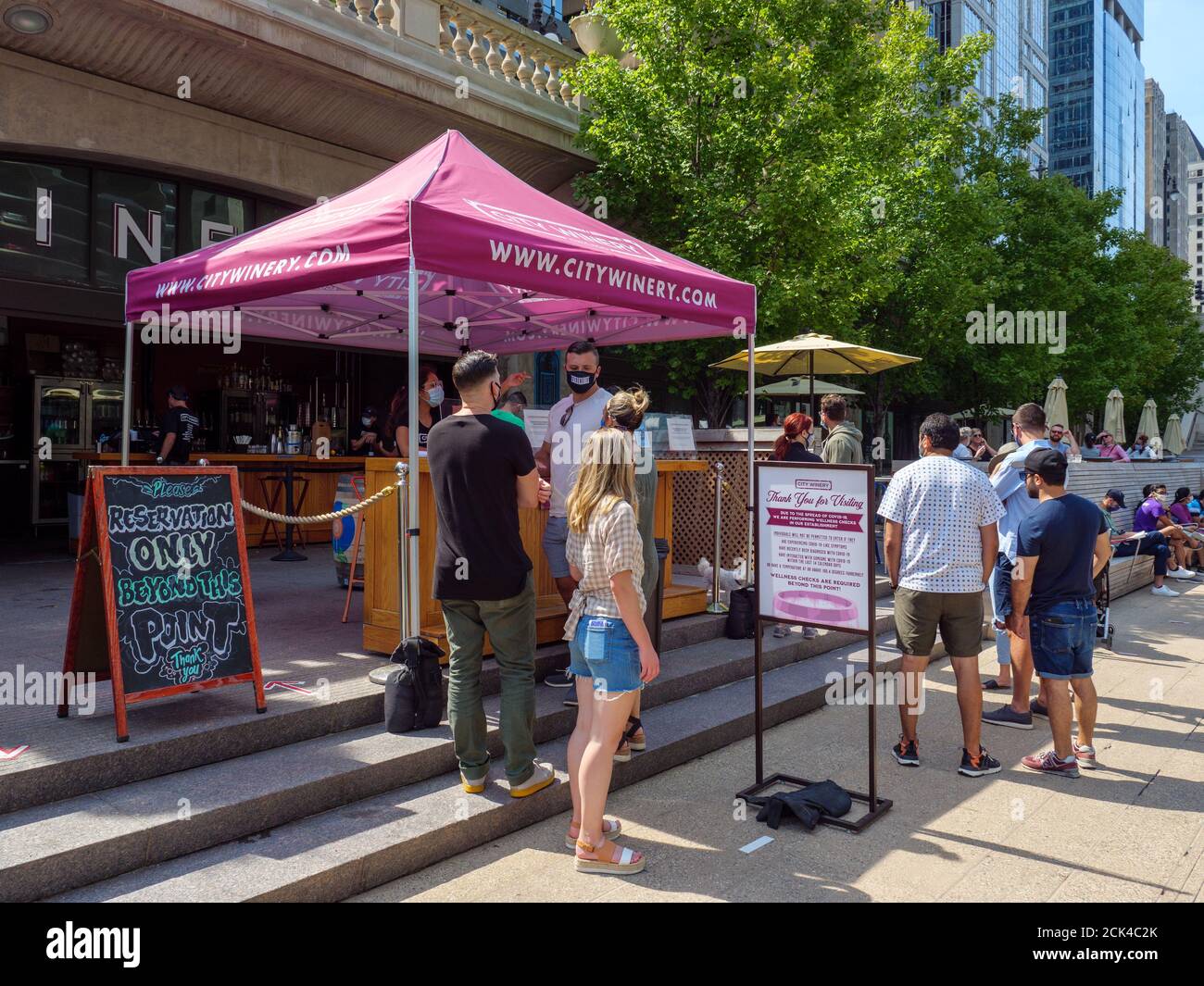 Patrons at City Winery host stand during COVID-19 pandemic. Chicago ...