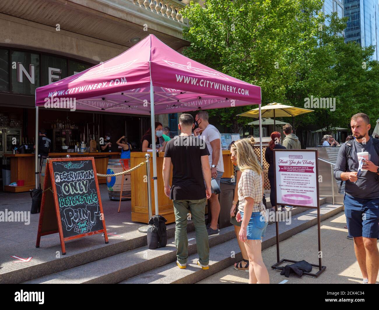 Patrons at City Winery host stand during COVID-19 pandemic. Chicago ...