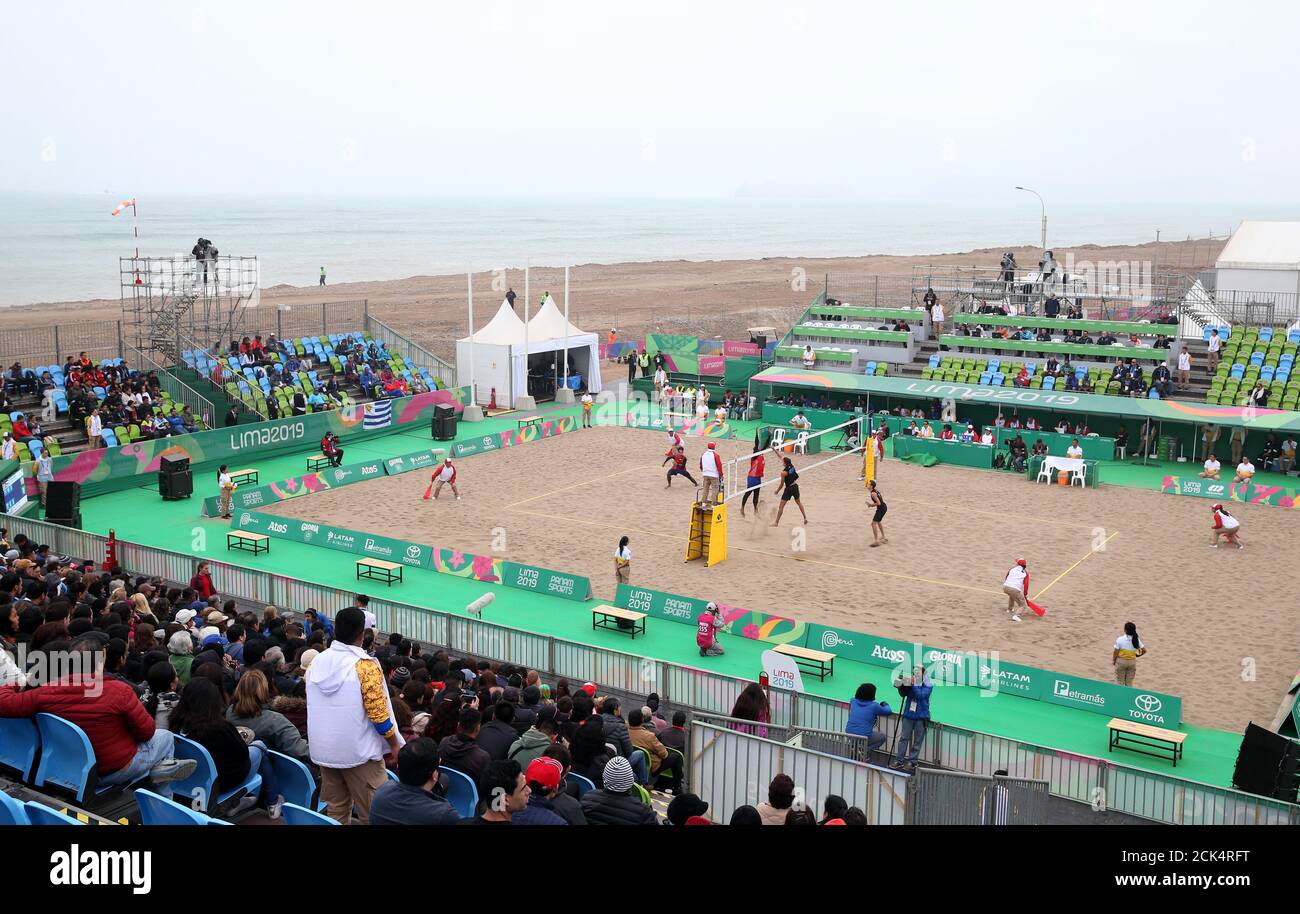 Estadio de lima hi-res stock photography and images - Alamy