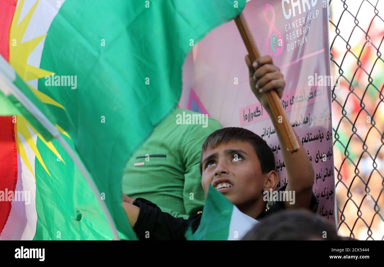 Erbil flag hi-res stock photography and images - Alamy