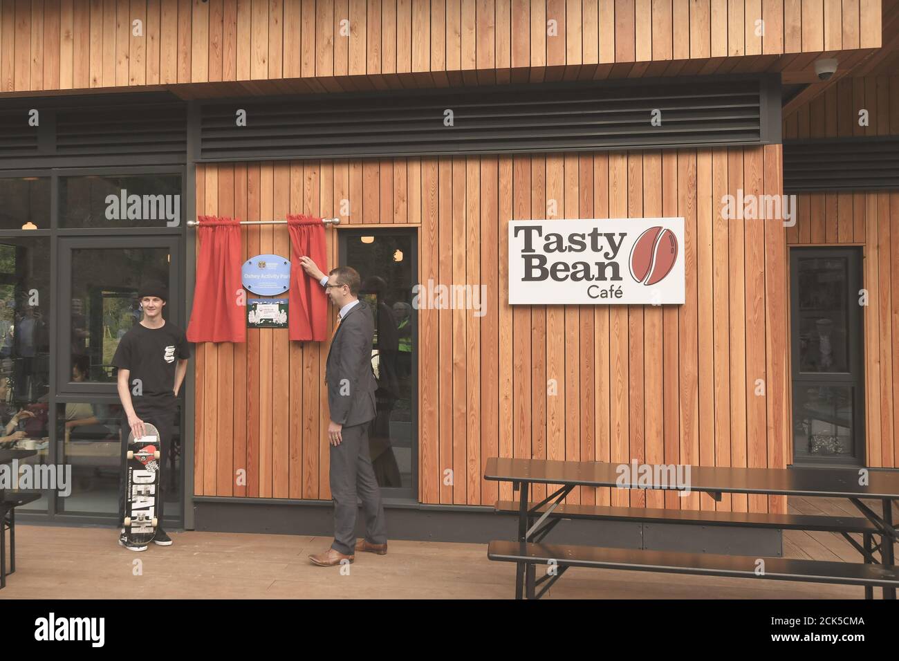 Peter taylor mayor of watford hi-res stock photography and images - Alamy