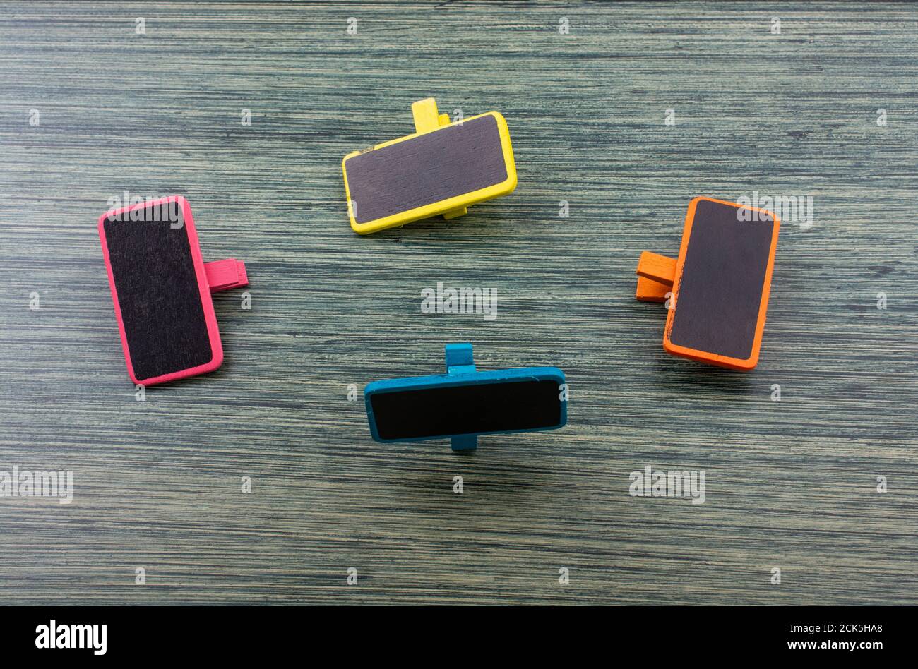 Various colors mini notice boards made of wood Stock Photo - Alamy