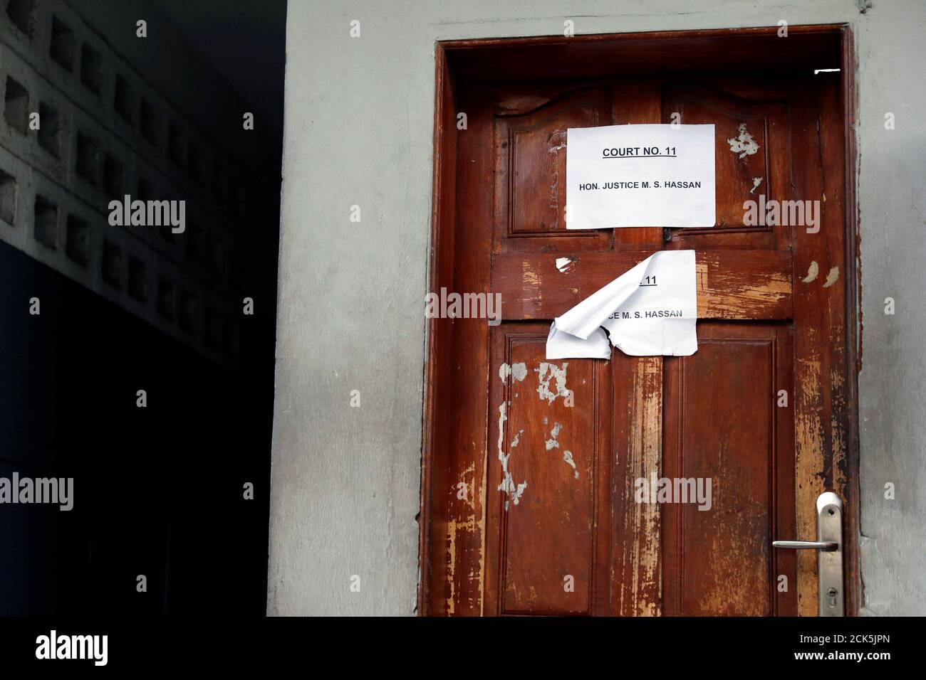 Entrance to a courtroom hi-res stock photography and images - Alamy