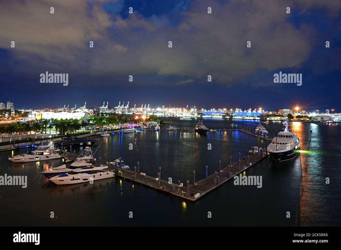 Miami, Florida - July 4, 2019 - Island Gardens Deep Harbour Marina on ...