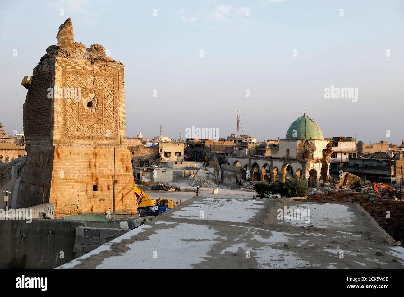 Al nouri mosque mosul hi-res stock photography and images - Alamy