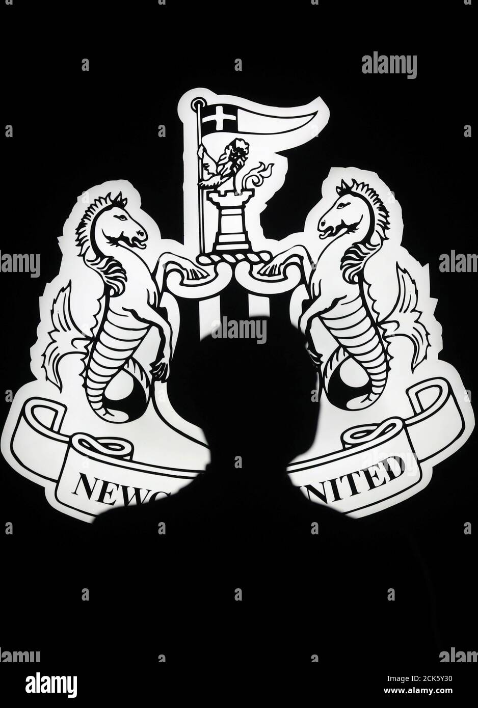 Newcastle emblem hi-res stock photography and images - Alamy