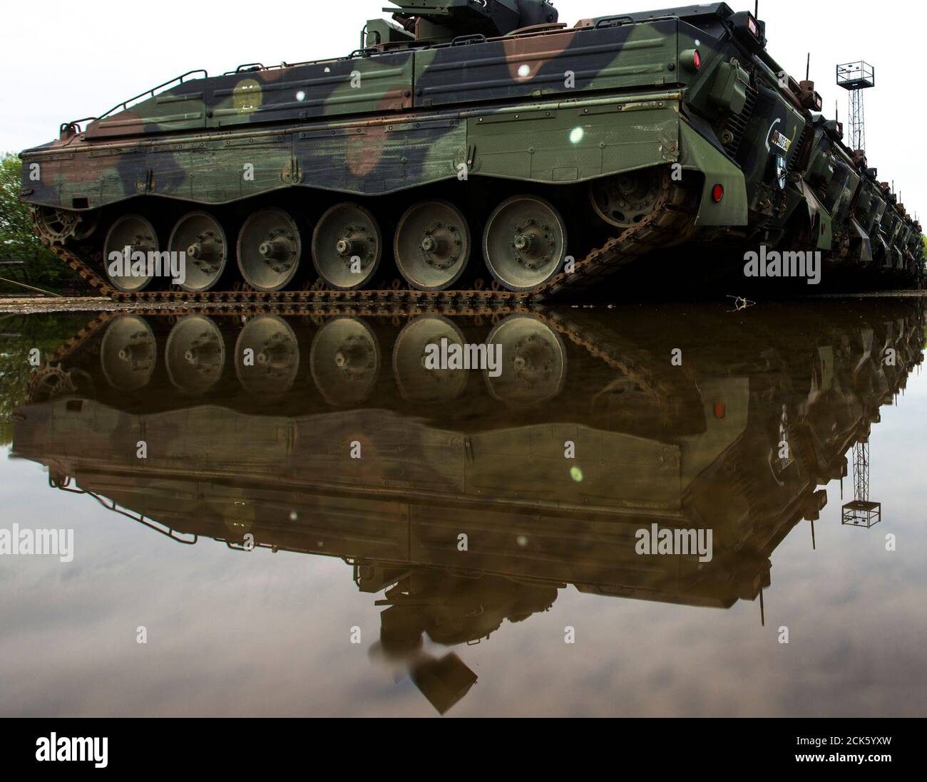 Marder battle tank hi-res stock photography and images - Alamy