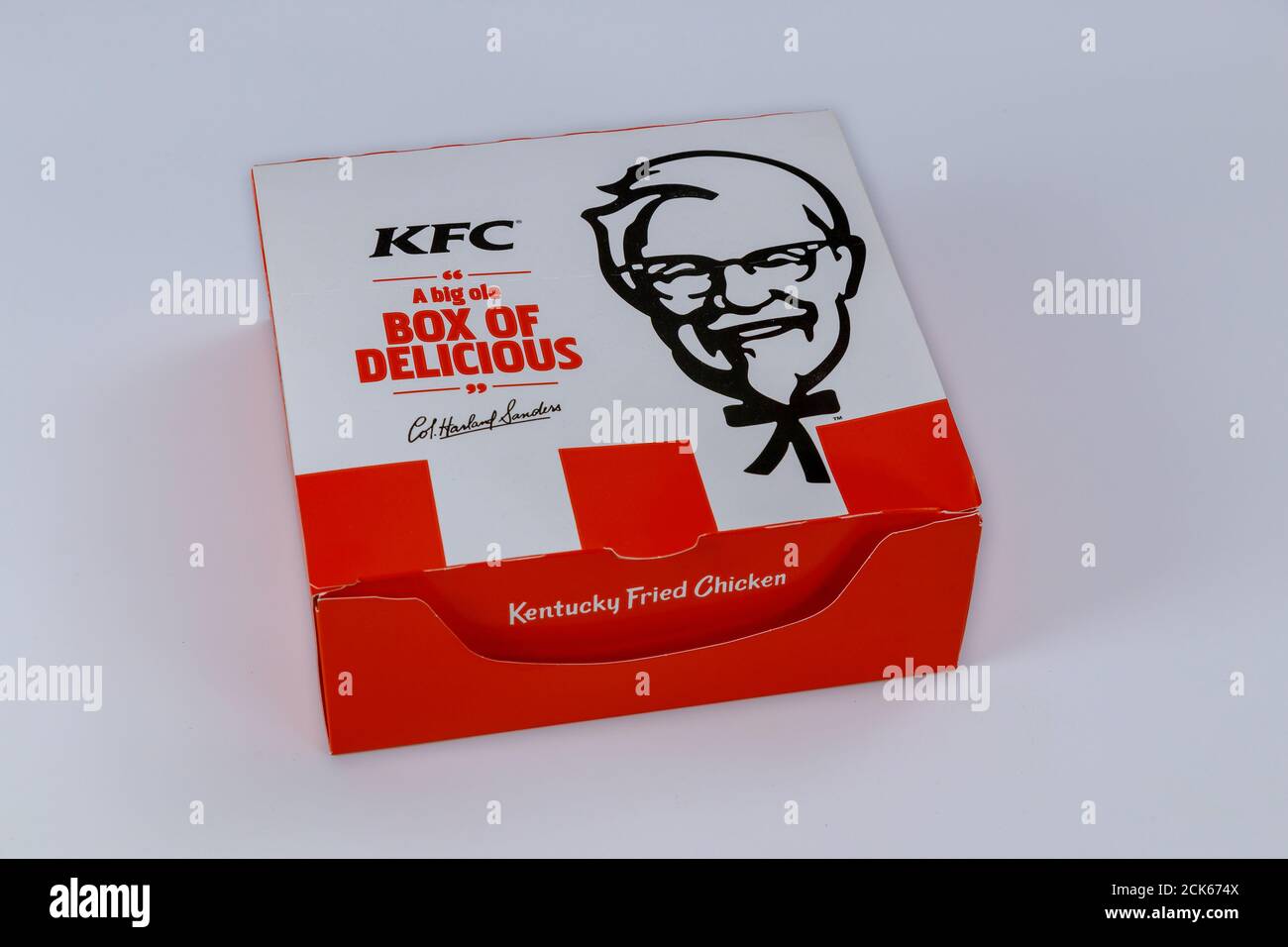 Kfc bucket hi-res stock photography and images - Alamy
