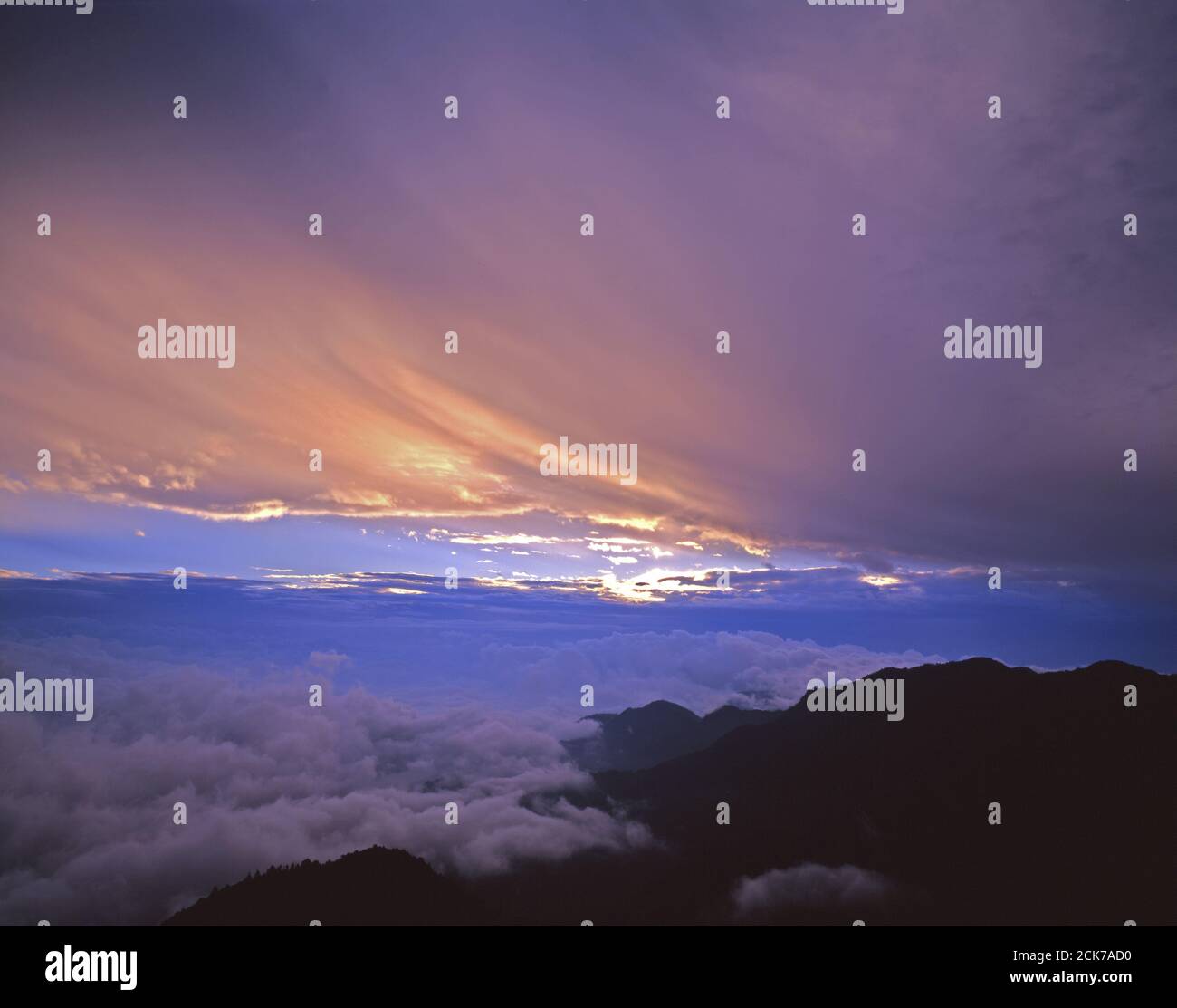 Caixia hi-res stock photography and images - Alamy