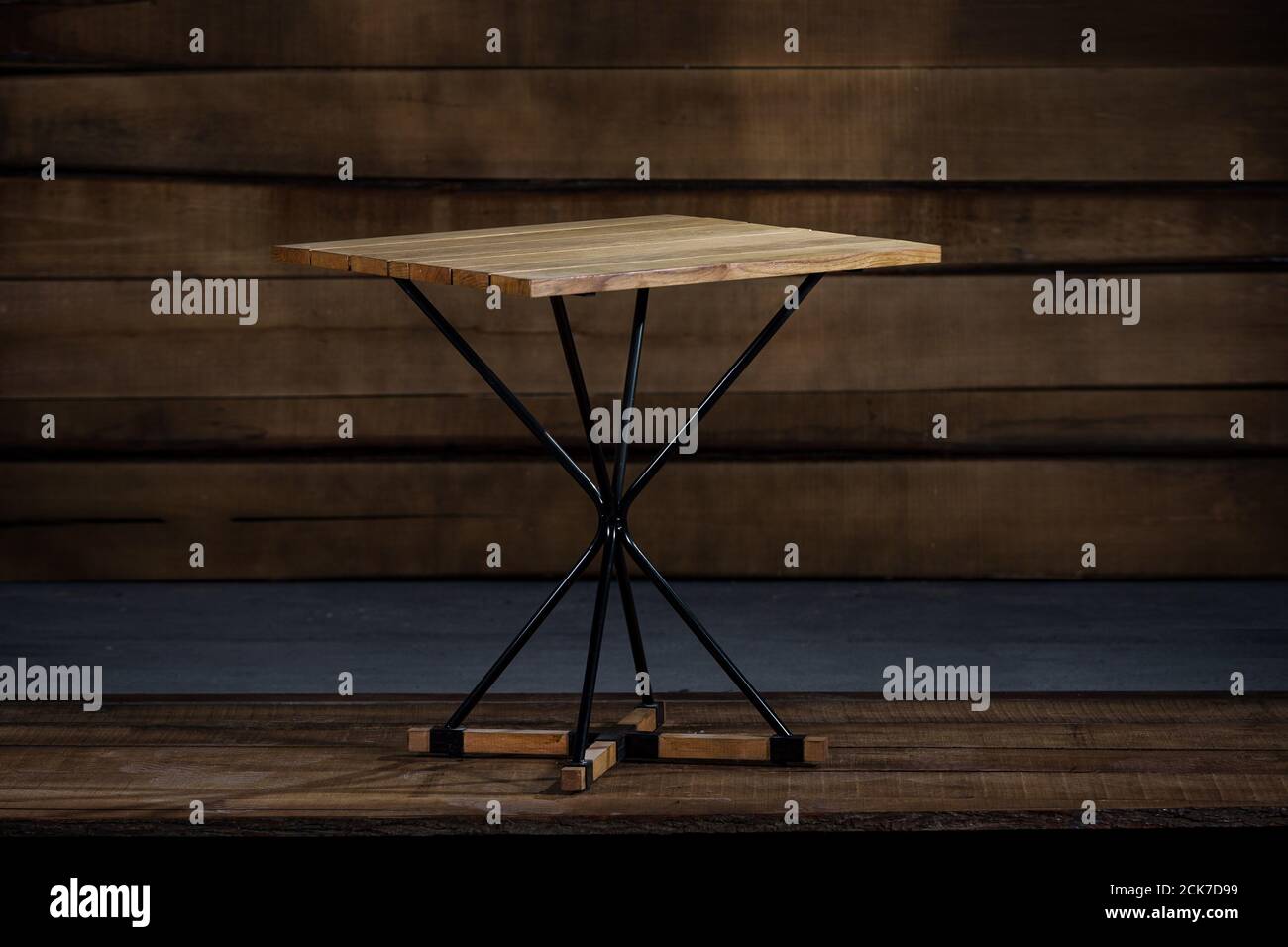 Foldable table hi-res stock photography and images - Alamy