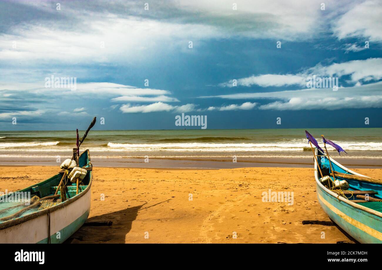 Flat sea at the beach hi-res stock photography and images - Alamy