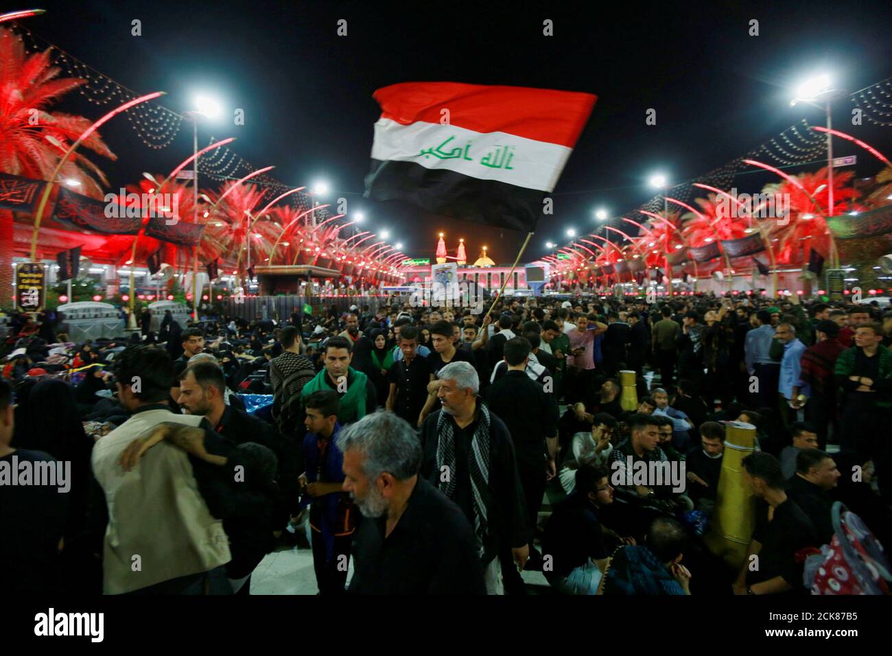 Imam al hussein shrine hi-res stock photography and images - Alamy