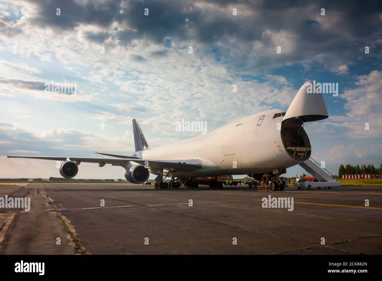 Cargo aircraft propulsion hi-res stock photography and images - Alamy
